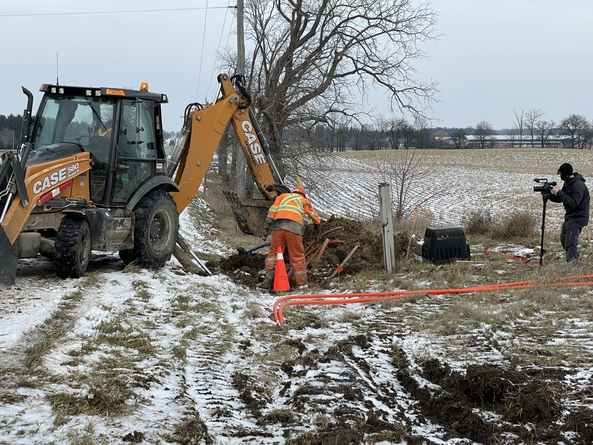 Fibre Optics - Hay Communications
